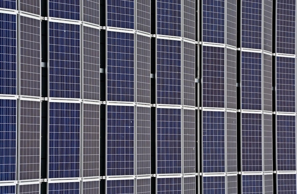 Solar panel orientation: How using East-West structures improves the ...