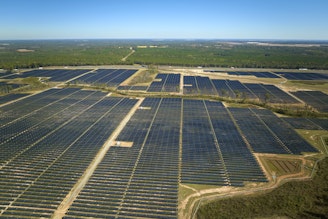 8 Benefits of Utility-Scale Solar Energy Projects — RatedPower