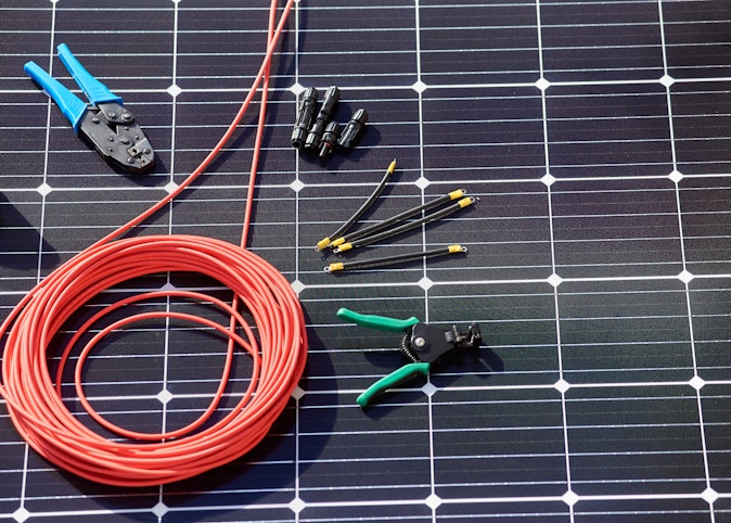 What is an MV Cable and how is it used in PV power plants? — RatedPower