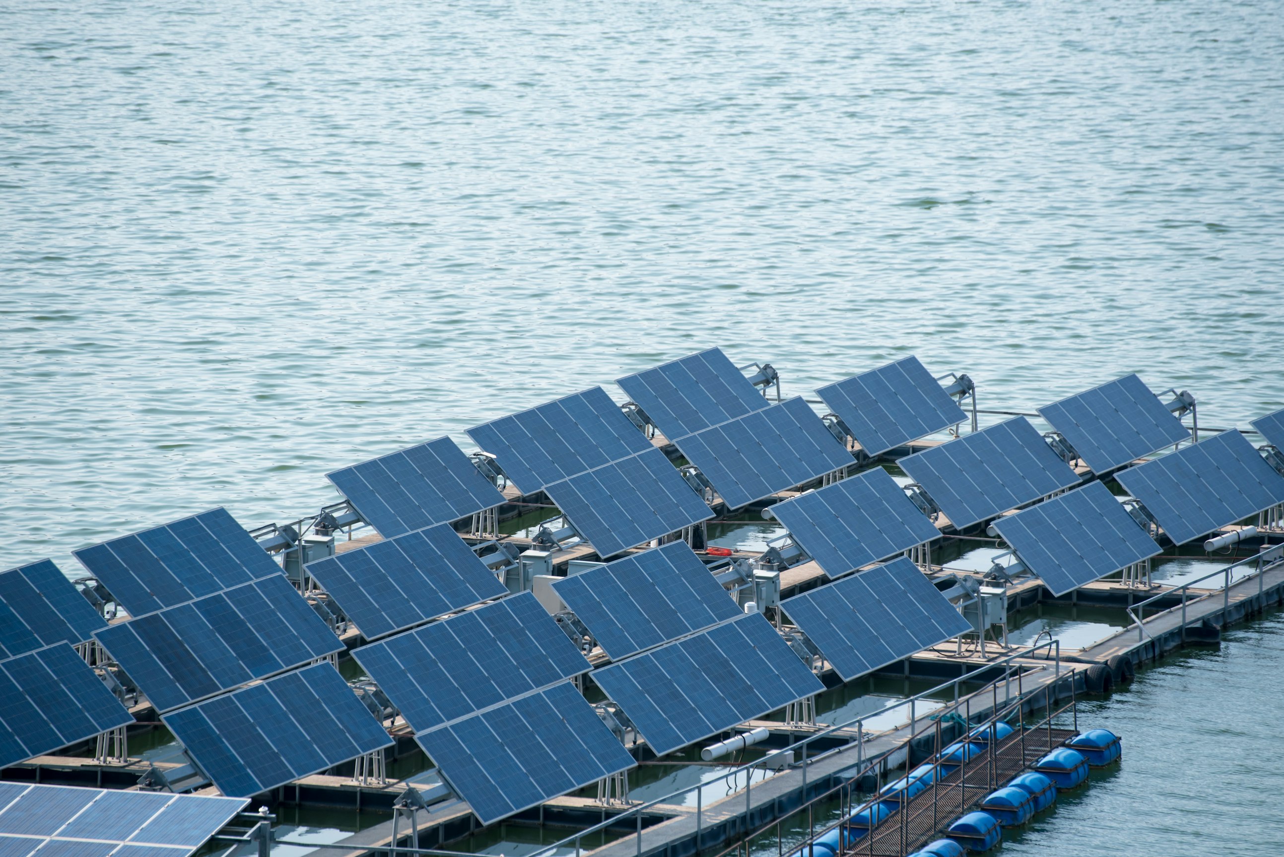 The fundamentals of floating solar plants — RatedPower